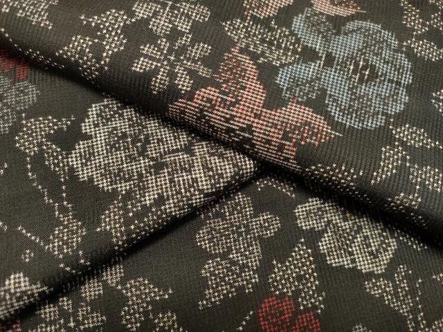 平和屋着物●本場大島紬　7マルキ　草花文　正絹　逸品　DAAS2109tw