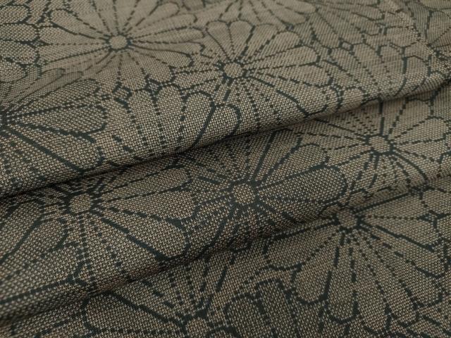 平和屋着物●本場大島紬　9マルキ　菊尽くし　正絹　逸品　DAAS3017ps