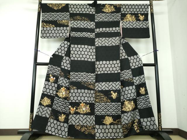 平和屋着物●訪問着　絞り　刺繍　変わり市松花文　黒地　金彩　正絹　逸品　DAAS3112ps