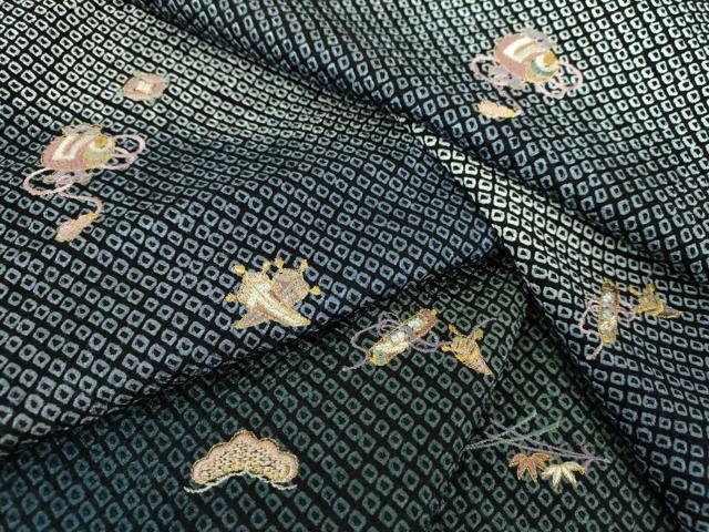 平和屋着物●訪問着　総絞り　刺繍　宝尽くし花文　暈し染め　黒地　金糸　正絹　逸品　未使用　DAAS3115ps