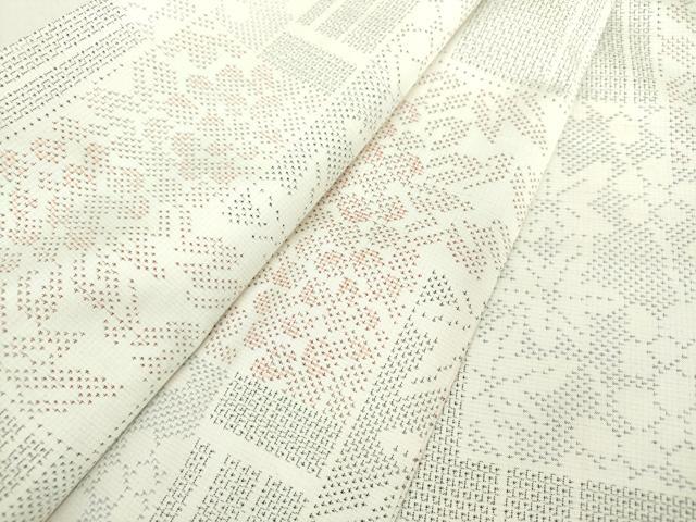 平和屋着物●本場大島紬　白大島　9マルキ　100亀甲　色紙花文　正絹　逸品　未使用　DAAS3318ps