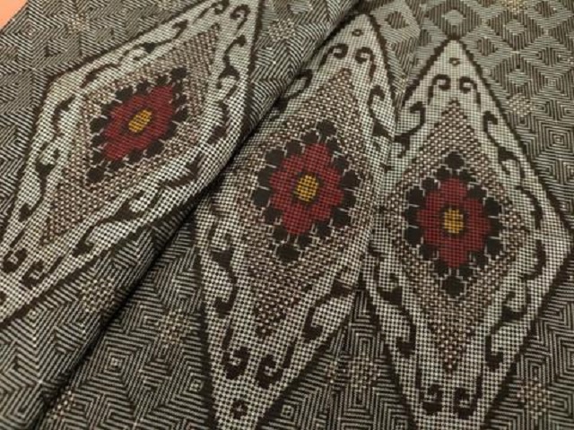 平和屋着物●本場大島紬　龍郷　花菱文　正絹　逸品　DAAS3666ps