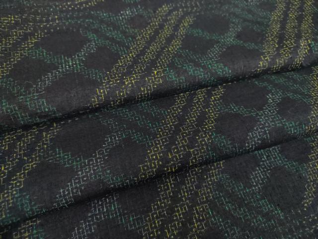 平和屋着物●本場結城紬　重要無形文化財　80亀甲　幾何学文様　黒地　大丸扱い　正絹　逸品　DAAS3802ps