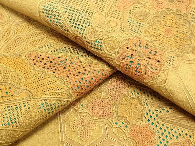 平和屋着物●中国三大刺繍　汕頭刺繍　スワトウ刺繍　総刺繍　訪問着　紬地　扇面飛鶴花松文　正絹　逸品　未使用　DAAT1046tw