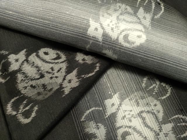 平和屋着物●上質な紬　打ち出の小槌　黒地　正絹　逸品　未使用　DAAT1240tw