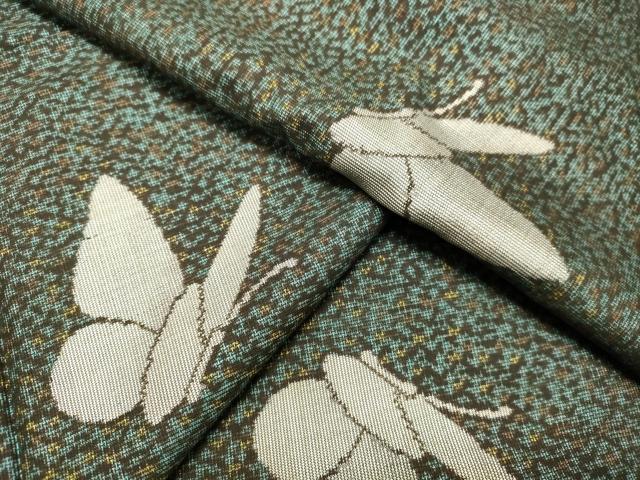 平和屋着物●本場大島紬　9マルキ　総絣　舞蝶文　正絹　逸品　DAAT1304tw