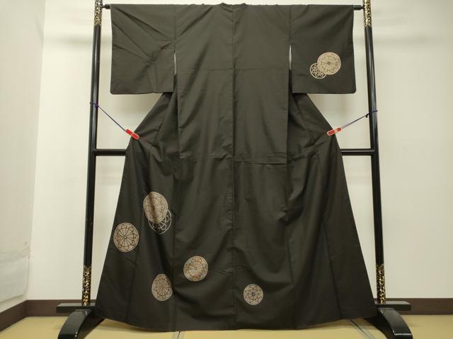 平和屋着物●本場染大島紬　訪問着　9マルキ　片輪車文　正絹　逸品　DAAT1381tw