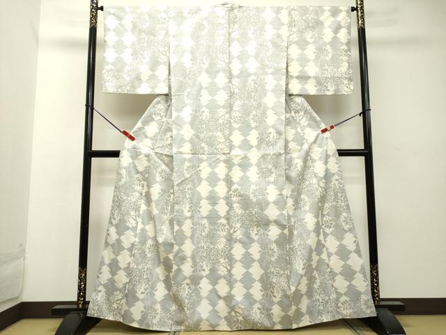 平和屋着物○本場大島紬 白大島 7マルキ 草花文 正絹 逸品 DAAT1516tw