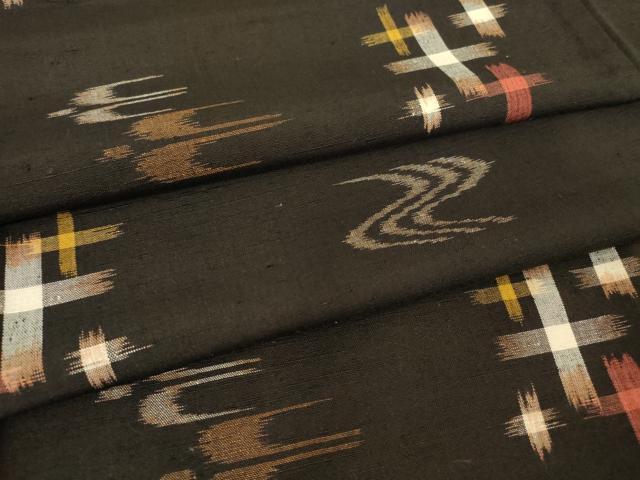 平和屋着物▽上質な紬　単衣　琉球絣文様　正絹　逸品　DAAT9212az