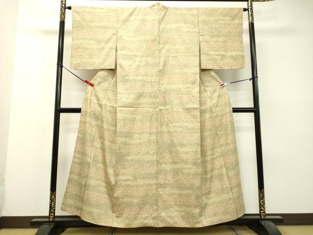 平和屋着物●本場結城紬　重要無形文化財　100亀甲　横段草花文　三越扱い　正絹　逸品　DAAU0583tw