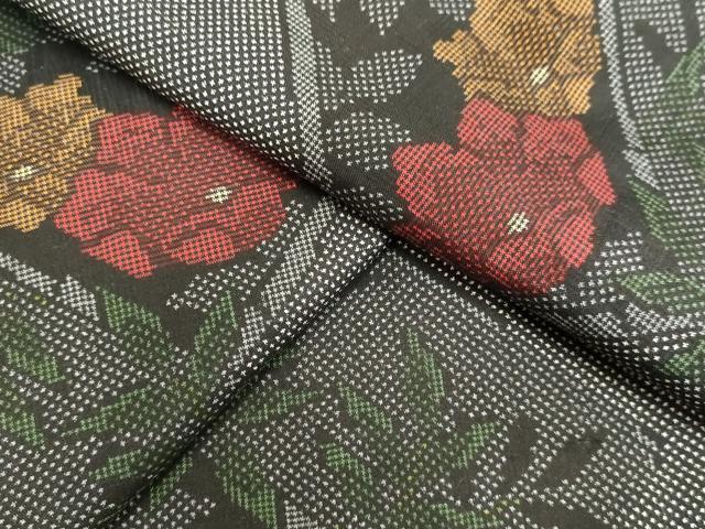 平和屋着物●本場大島紬　7マルキ　色紙重ね草花文　正絹　逸品　未使用　DAAU0733tw