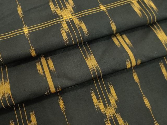 平和屋着物●上質な紬　絣文様　黒地　正絹　逸品　DAAU0844tw