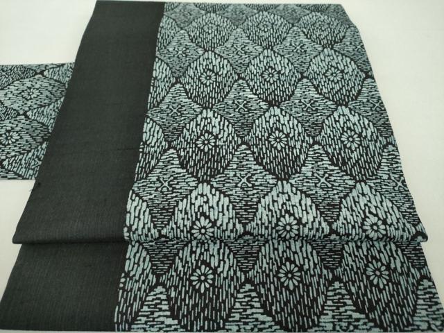 平和屋着物●九寸名古屋帯　紬地　作家物　伊勢型染　菊菱　黒地　正絹　逸品　未使用　DAAU5158ps