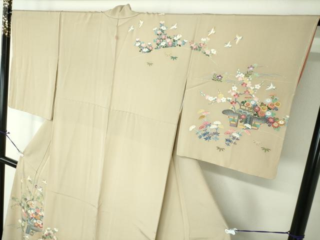 平和屋着物○本草木染作家 圓啓 色無地 菊美人 浅緑色 反