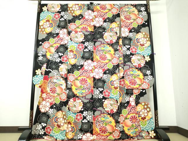 平和屋着物●豪華振袖　駒刺繍　雪輪吉祥花文　黒地　金彩　正絹　逸品　DAAU5619ps