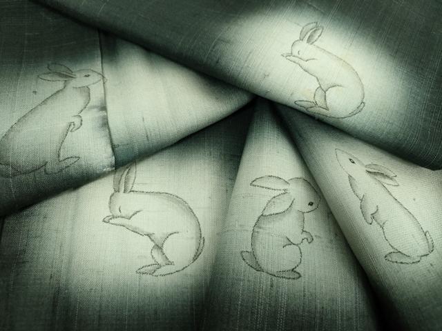 平和屋着物●訪問着　紬地　手描き　兎　正絹　逸品　DAAU5633ps