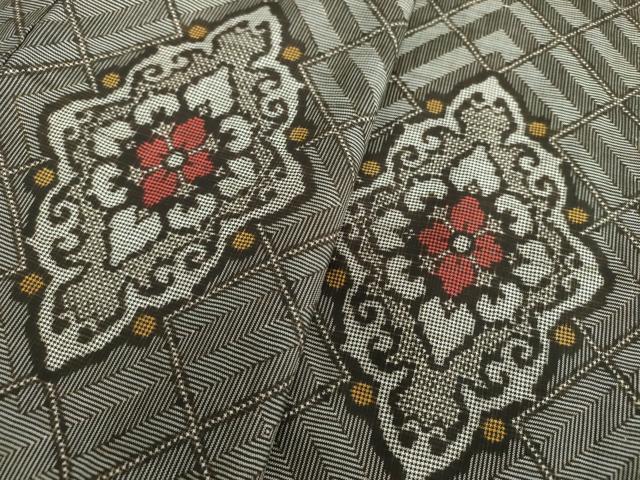 平和屋着物●本場大島紬　龍郷絣　花菱文　正絹　逸品　DAAU5641ps