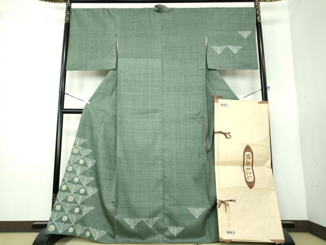 平和屋着物●手彫木版染 佐伯武晴 銀座もとじ 訪問着 紬地 古代印度木版更紗染 花鳥若松葉 虫襖色地 たとう紙付き 正絹 逸品 DAAU5826ps