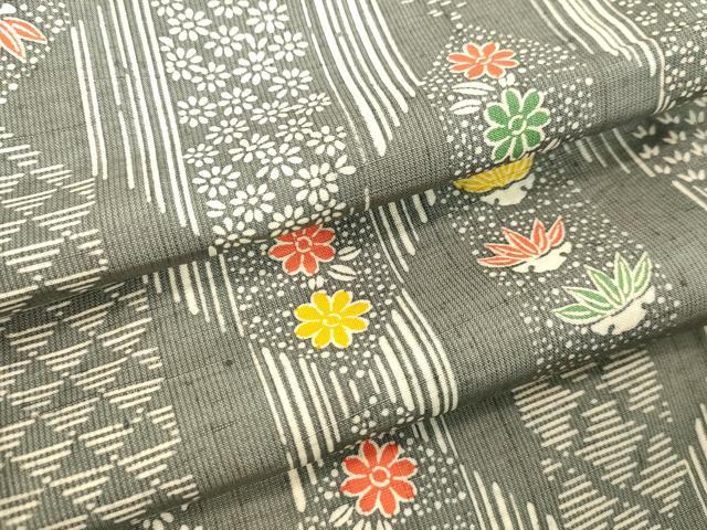 平和屋着物●上質な小紋　紬地　草花菱文　正絹　逸品　DAAV1117tw
