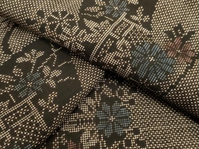 平和屋着物●本場大島紬　7マルキ　流水地紙草花文　正絹　逸品　DAAV1278tw