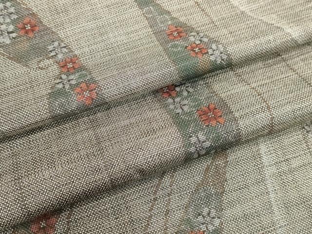 平和屋着物○本場大島紬 9マルキ 花唐草文 正絹 逸品 CAAX5943gh