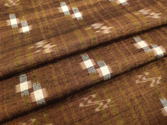 平和屋着物●上質な紬　琉球絣文様　正絹　逸品　DAAV1450tw