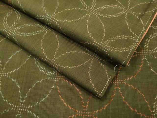 平和屋着物●本場大島紬　7マルキ　七宝文　正絹　逸品　未使用　DAAV3369du