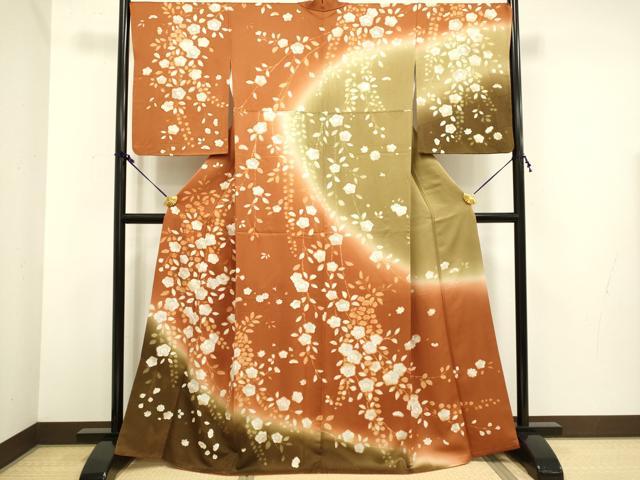 平和屋着物●中国三大刺繍　スワトウ刺繍　汕頭刺繍　訪問着　辻が花　暈し染め　金彩　正絹　逸品　DAAV3458du