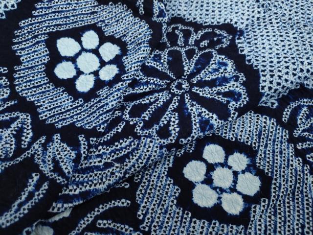 平和屋着物∴夏物　浴衣　有松鳴海絞り　舞花文　綿　逸品　DAAV4025ud