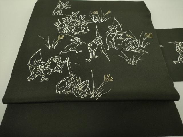 平和屋着物●塩瀬　九寸名古屋帯　手描き　鳥獣戯画　黒地　正絹　逸品　DAAV6171ps