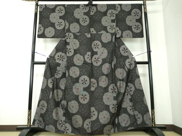 平和屋着物●本場大島紬　9マルキ　源氏車　正絹　逸品　DAAV6390ps