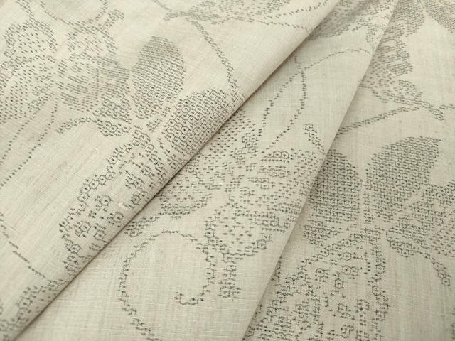 平和屋着物●本場結城紬　重要無形文化財　100亀甲　舞蝶文　正絹　逸品　DAAV6564ps