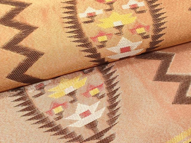 平和屋着物○織物一筋名門 織悦 全通柄 本袋帯 陶器更紗花横段文 金糸