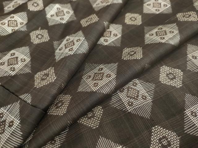 平和屋着物●本場大島紬　龍郷絣　菱文　正絹　逸品　DAAW5303ud