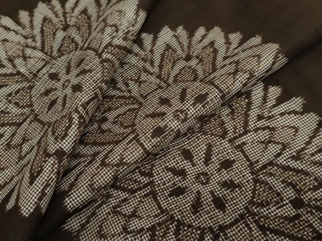 平和屋着物●本場大島紬　アンティーク大島　7マルキ　地空き　舞花文　正絹　逸品　DAAW5362ud
