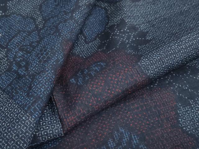 平和屋着物●本場結城紬　重要無形文化財　80亀甲　草花文　正絹　逸品　DAAW5564ud