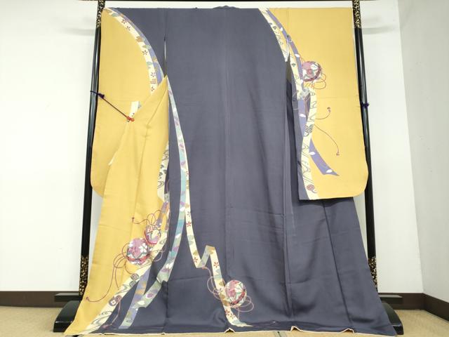 平和屋着物●豪華振袖　熨斗手毬草花文　金彩　ロング丈　正絹　逸品　DAAW5580ud