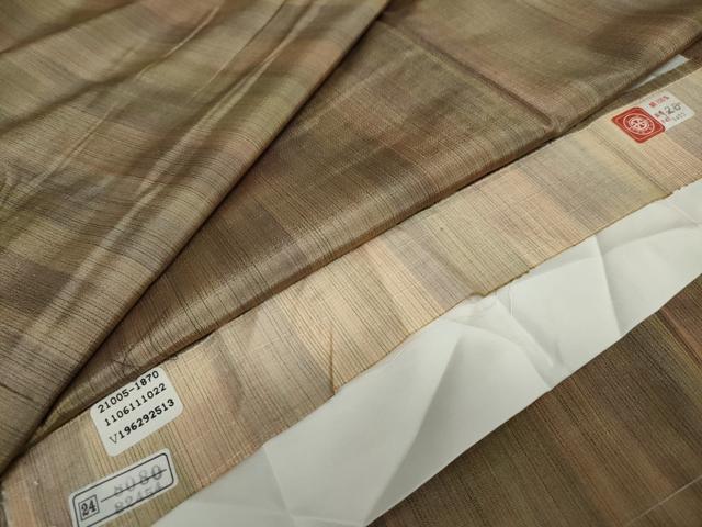 平和屋着物●上質な紬　霞文　反端付き　正絹　逸品　未使用　DAAW5604ud