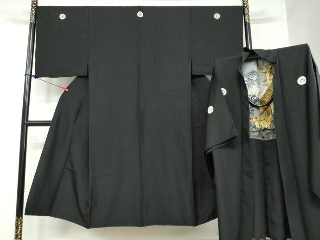 平和屋着物●男性　黒紋付　羽織セット　羽裏・虎　正絹　逸品　DAAW5662ud