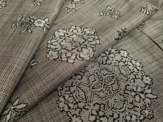 平和屋着物●本場大島紬　9マルキ　舞花文　高島屋扱い　正絹　逸品　DAAW5794ud