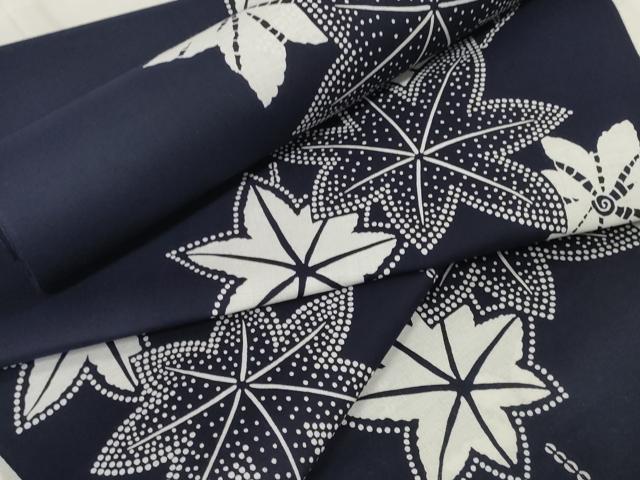 平和屋着物＊夏物　浴衣　反物　着尺　楓　紺地　綿　逸品　未使用　DAAW7881zzz