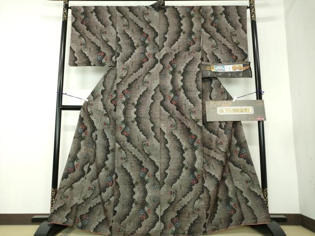 平和屋着物●本場大島紬　7マルキ　古代染色純泥染　霞花文　松浦織物謹製　証紙付き　正絹　逸品　未使用　DAAX4261ps