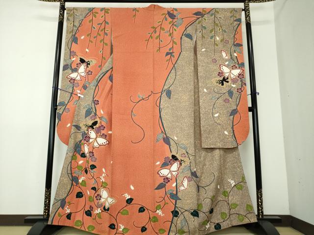 平和屋着物●豪華振袖　駒刺繍　舞蝶花文　金彩　正絹　逸品　DAAX5000ps