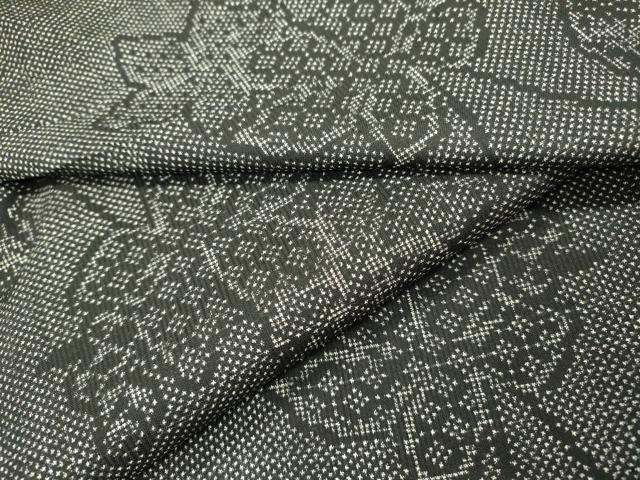 平和屋着物●本場大島紬　７マルキ　蔦の葉唐草文　正絹　逸品　DAAX9889fe