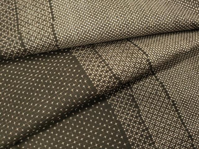 平和屋着物●本場大島紬　７マルキ　間道　正絹　逸品　DAAX9957fe