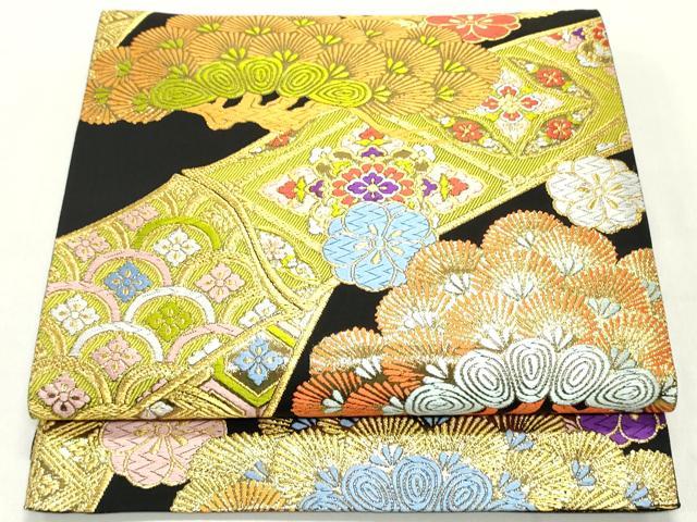 平和屋着物●全通柄袋帯　唐織　吉祥花松文　黒地　金彩　正絹　逸品　DAAY0106ob
