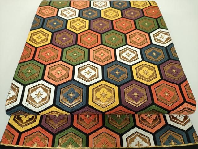 平和屋着物●六通柄袋帯　唐織　亀甲花文　黒地　金糸　正絹　逸品　DAAY1142ps