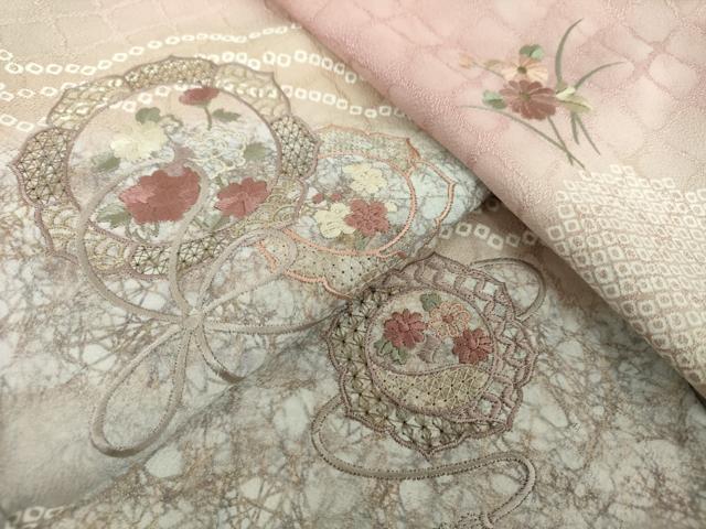 平和屋着物●中国三大刺繍　スワトウ刺繍　汕頭刺繍　訪問着　鏡裏花文　暈し染め　金彩　正絹　逸品　DAAY1430ps