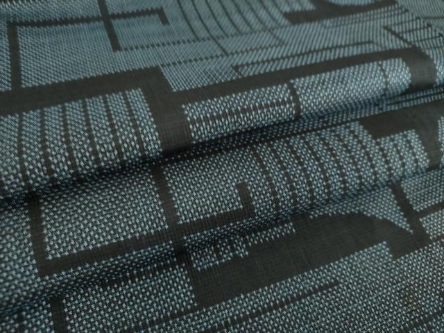 平和屋着物●本場大島紬　7マルキ　幾何学文様　正絹　逸品　未使用　DAAY1525ps