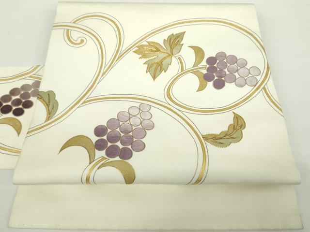 平和屋着物●塩瀬　九寸名古屋帯　駒刺繍　葡萄唐草文　金彩　正絹　逸品　DAAY1644ps